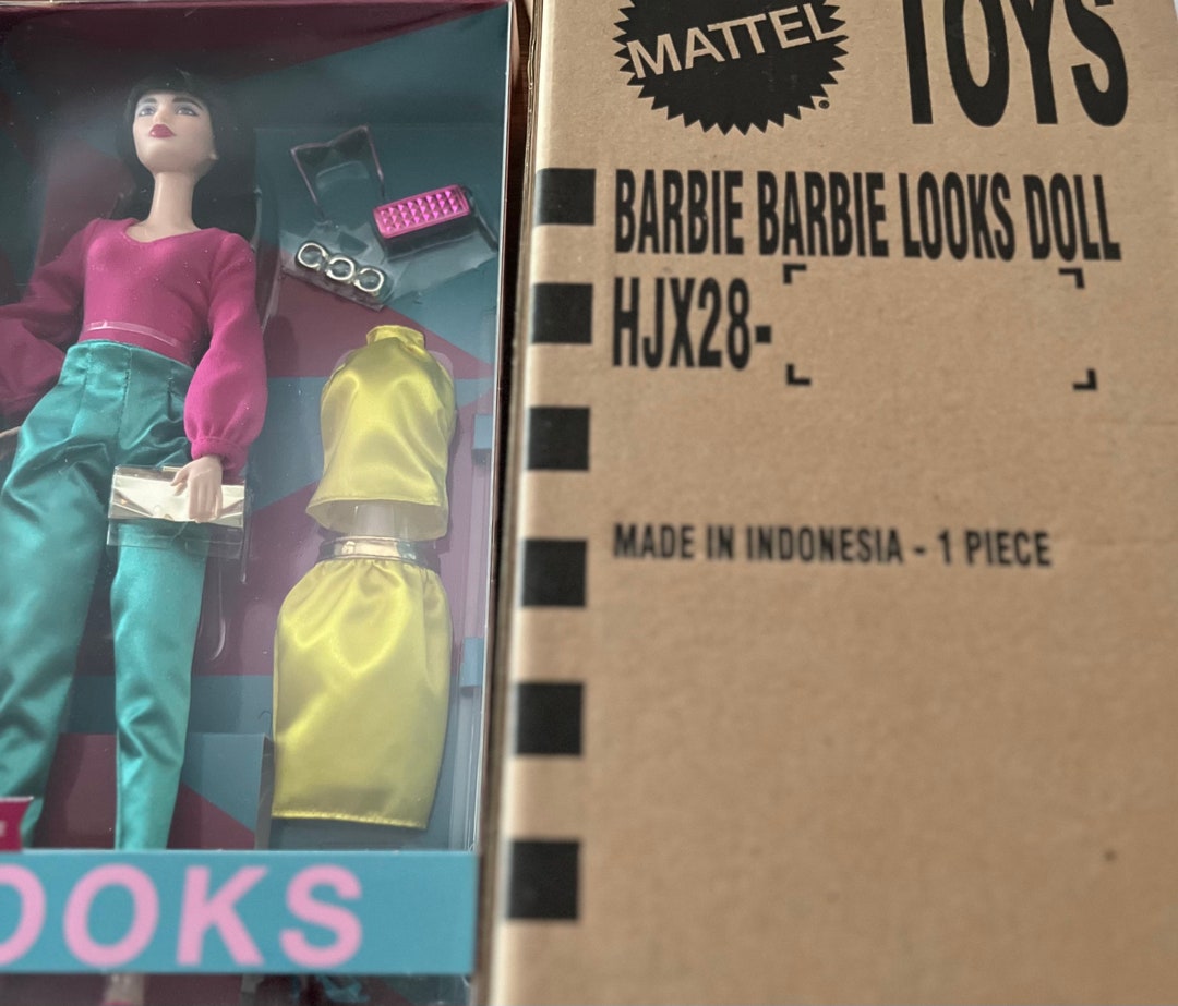 Barbie Looks Model 19 MIB With Additional Outfit Barbie Membership Doll ...
