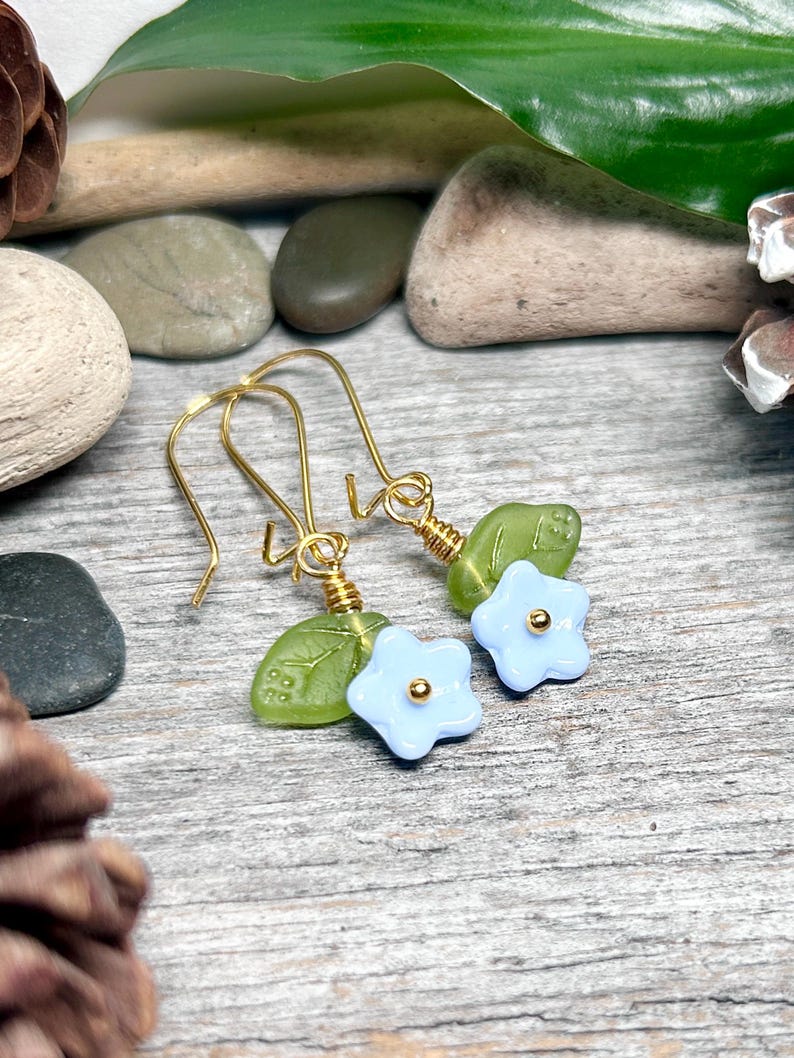 Alaskan Forget-me-not Earrings: Czech Glass Flower, Gold Tone - Etsy