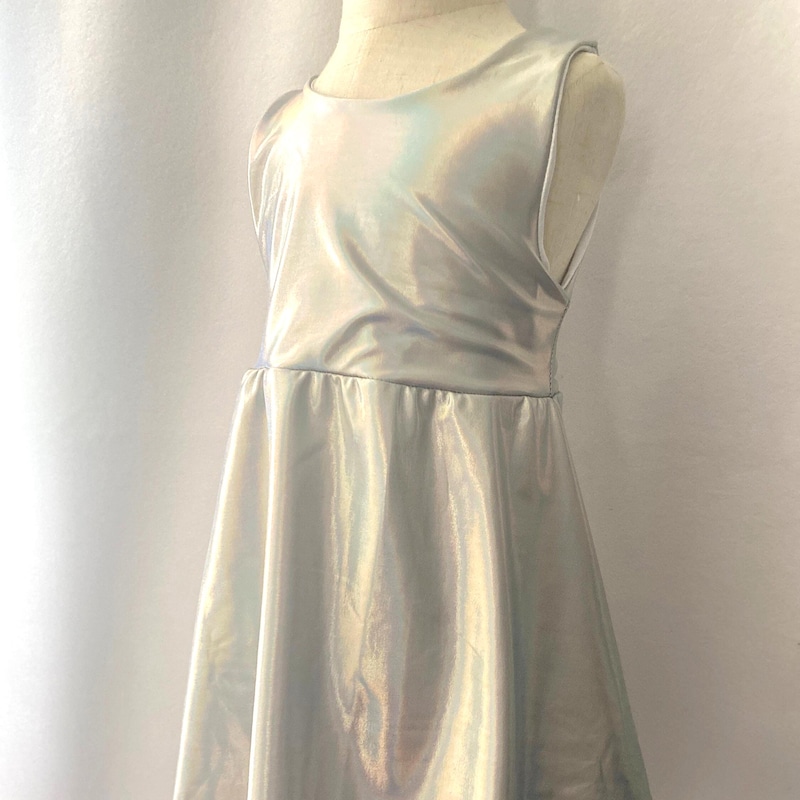 Silver alien girl costume - Etsy.de