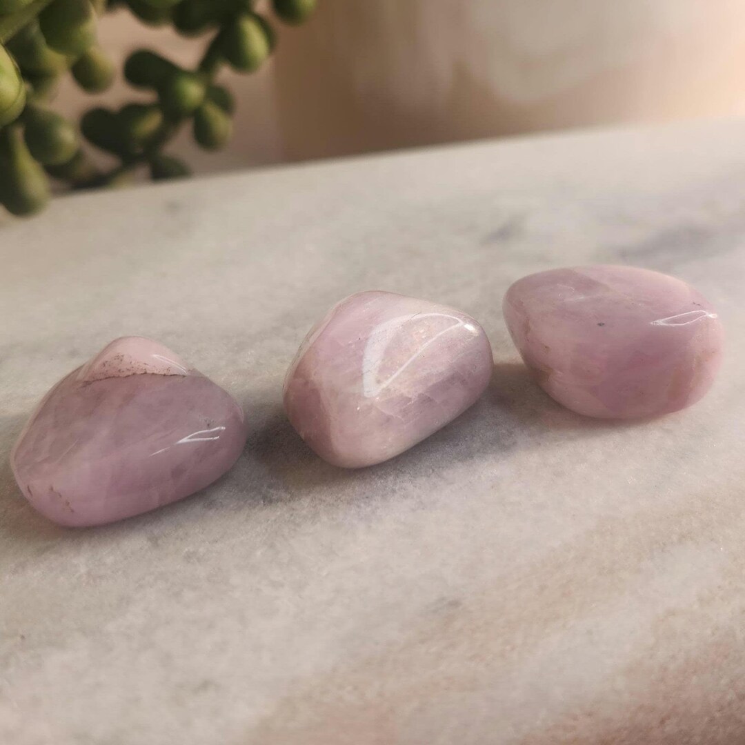 Kunzite Polished Specimen | Kunzite Tumbled Stone - Etsy
