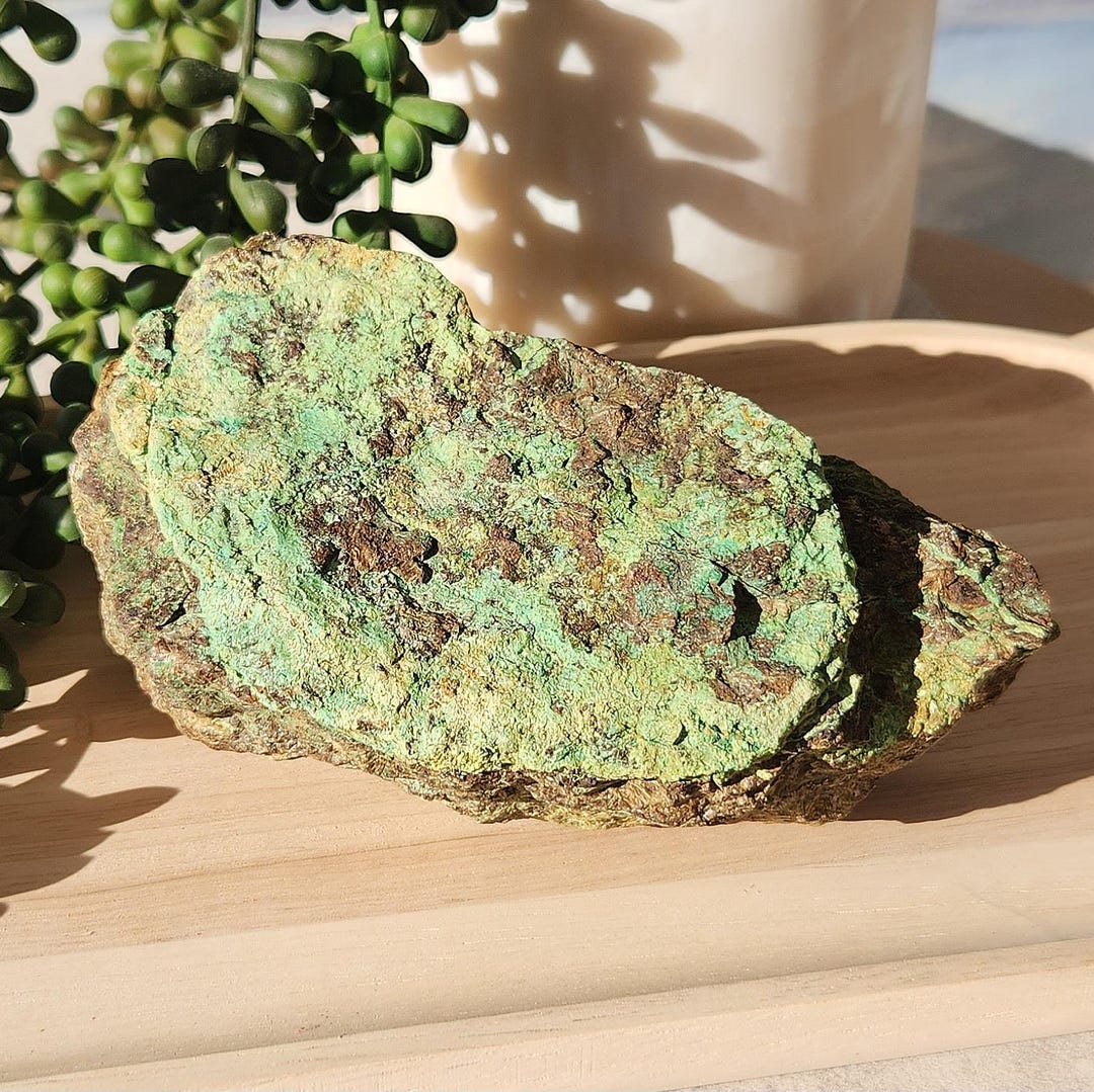 Australian Gaspeite | Rare Specimen | Widgiemooltha, Western Australia ...