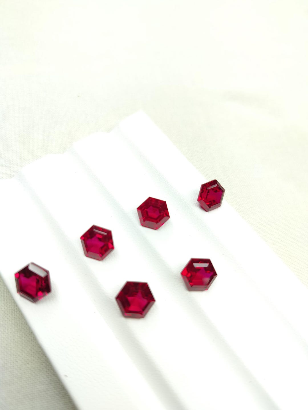 Lab Grown Ruby Corundum: Blood-red Hexagon Cut Loose Gemstone - Etsy