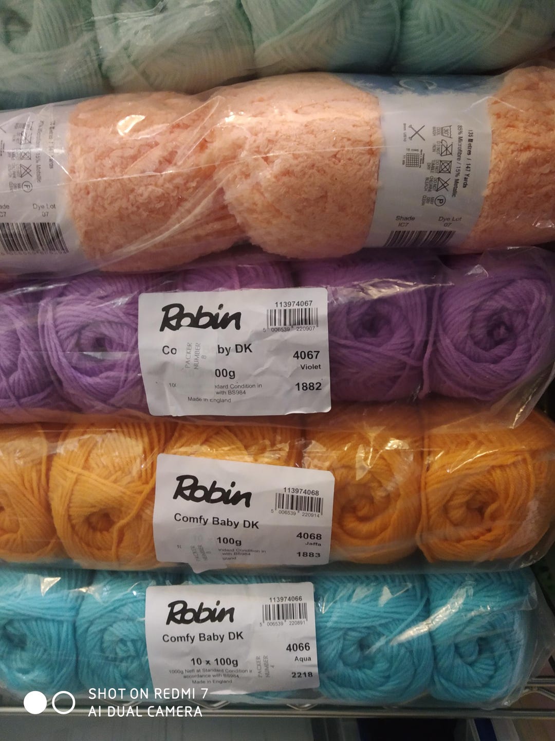Robin Comfy Baby Double Knitting Yarn Wool 5x100g Balls Knitting ...