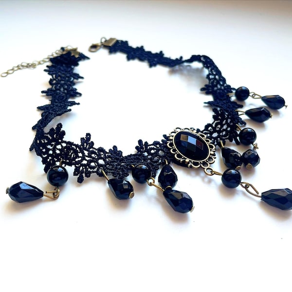 Vampire Crystal Choker - Etsy