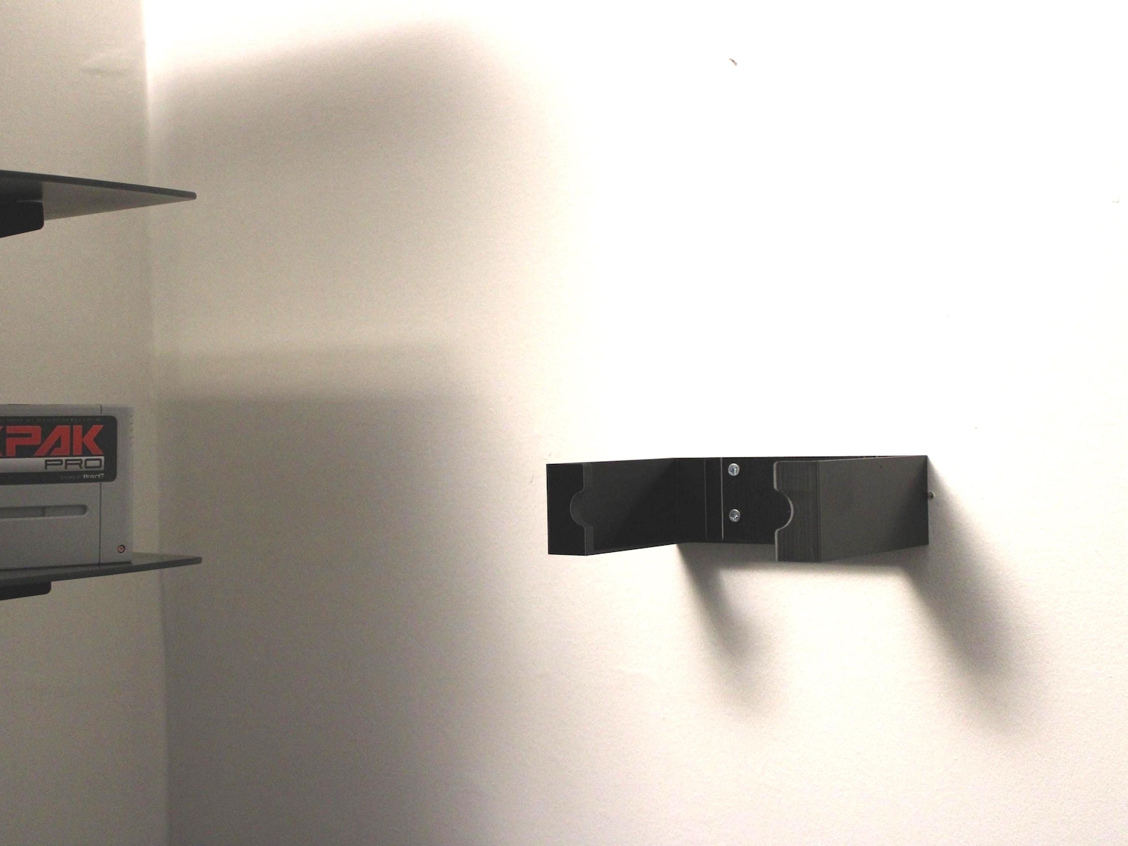 Nintendo Gamecube Wall Mount -- 3D Printed -- (mounting Screws INCLUDED ...