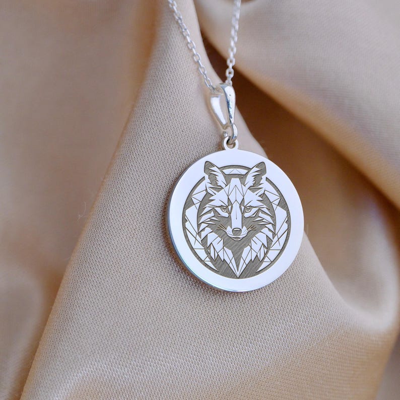 14K Solid Gold Fox Necklace - Engraved Spirit Animal Pendant - Etsy UK