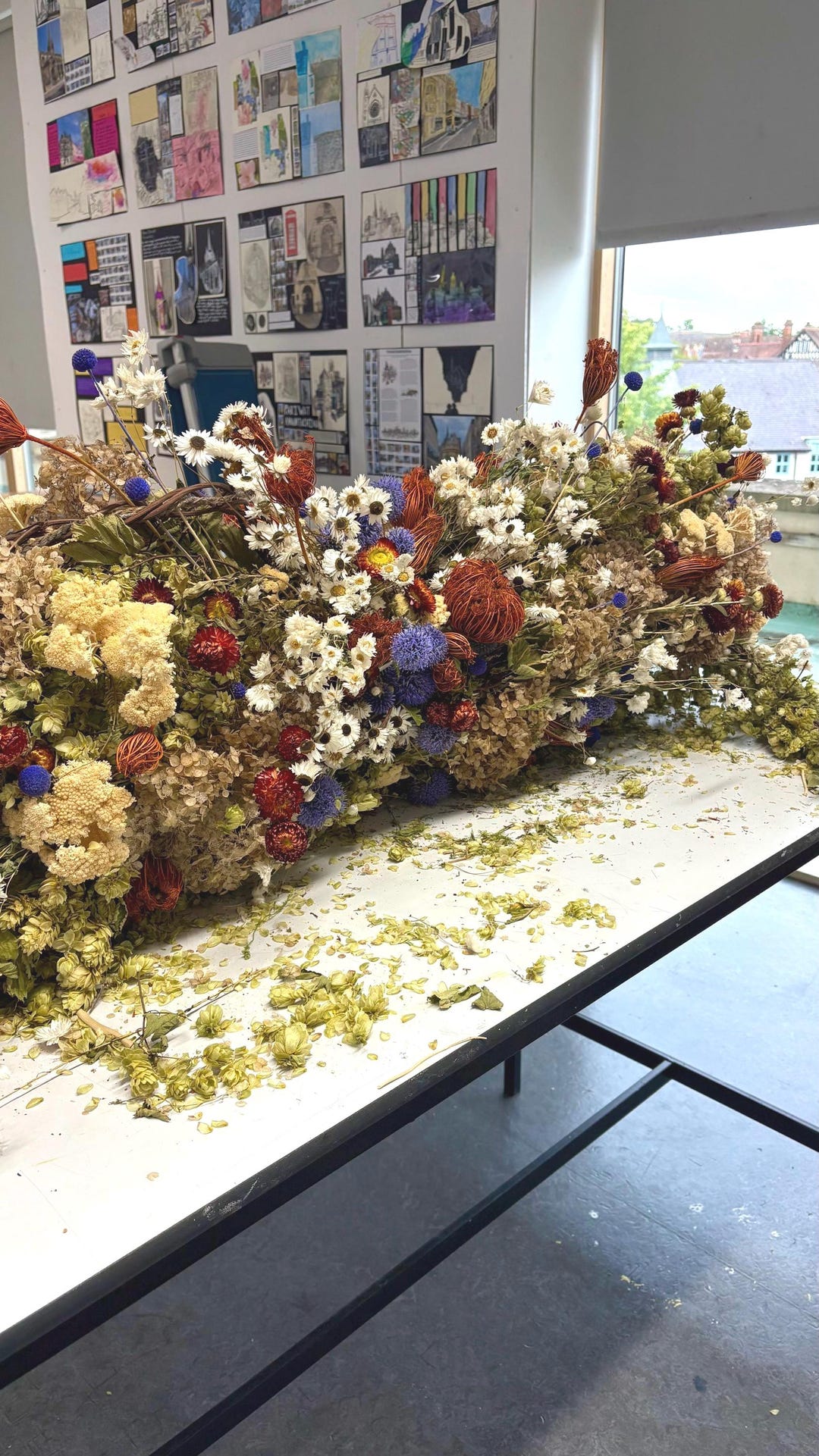 XL Handmade, Natural Dried Flower Cloud Installation - Etsy UK