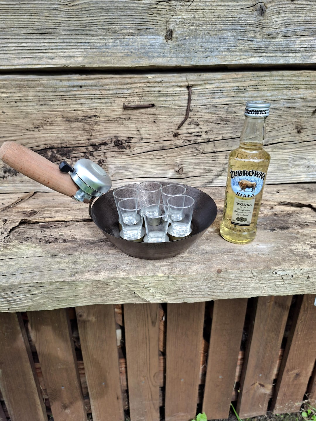 Vintage Tray for Alcoholic Drinks, With Manual Activation of ...