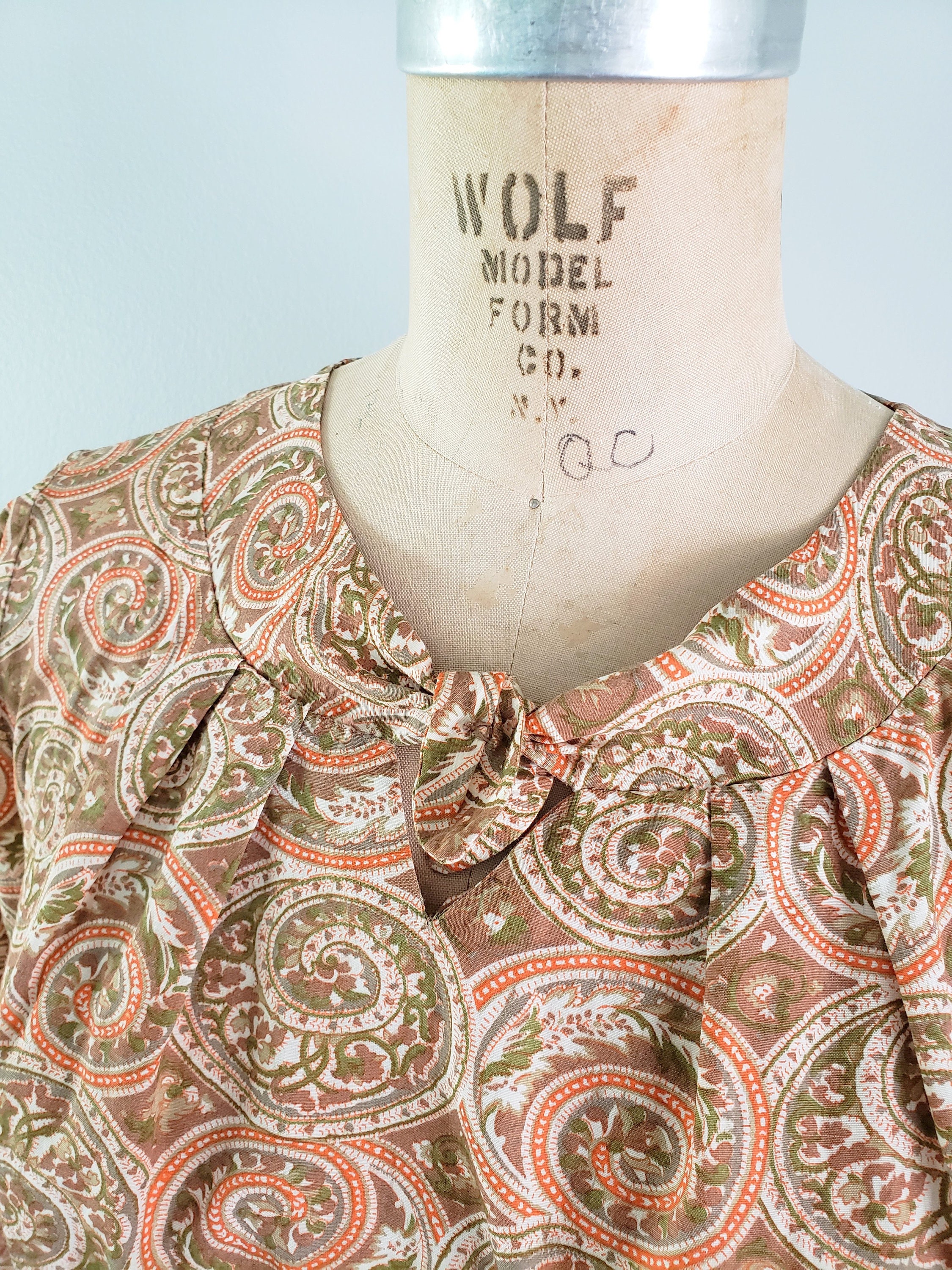 Vintage 1960s Dress / Spiral Shell Pattern / Cotton Day Dress | Etsy