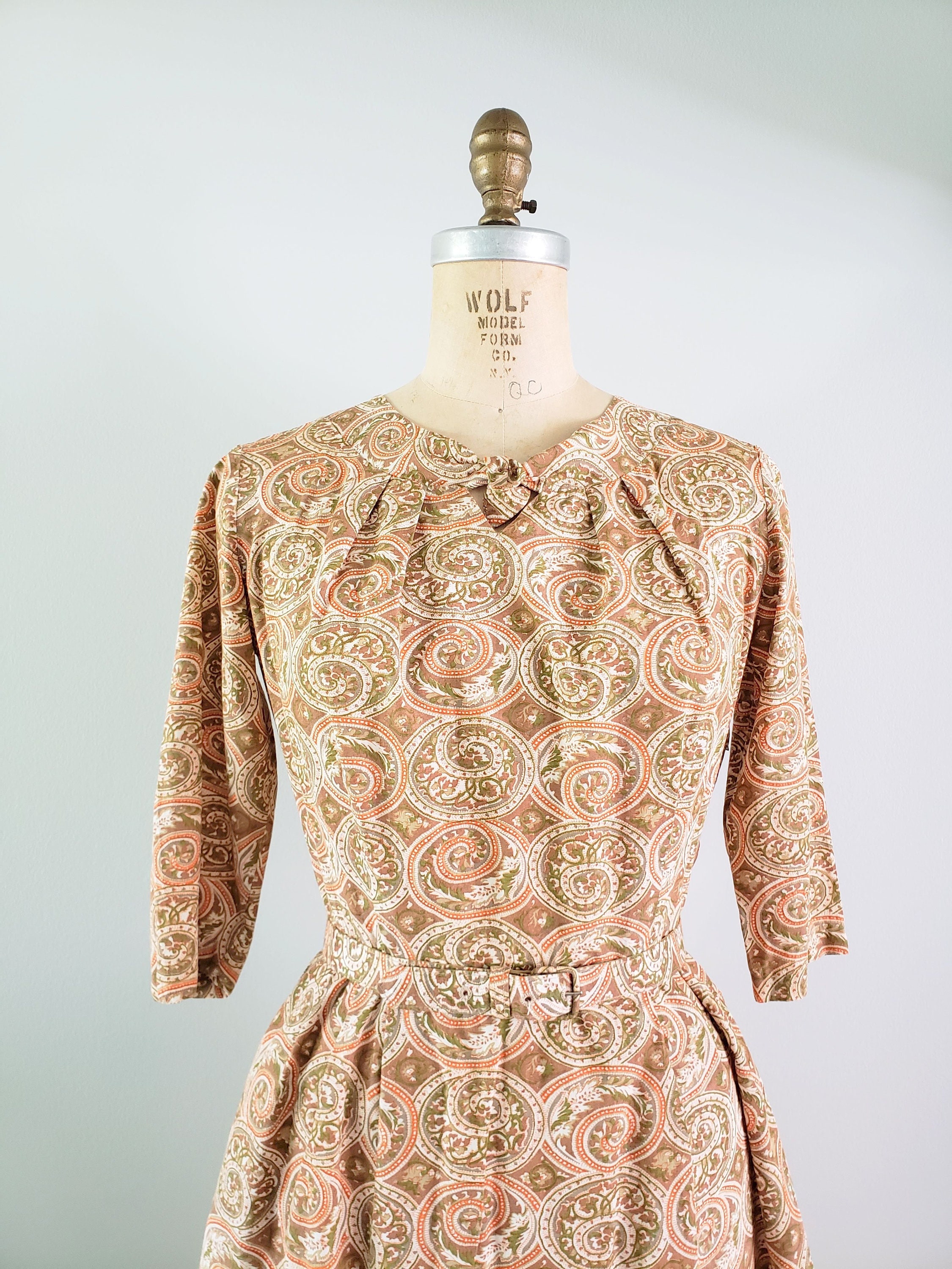 Vintage 1960s Dress / Spiral Shell Pattern / Cotton Day Dress | Etsy