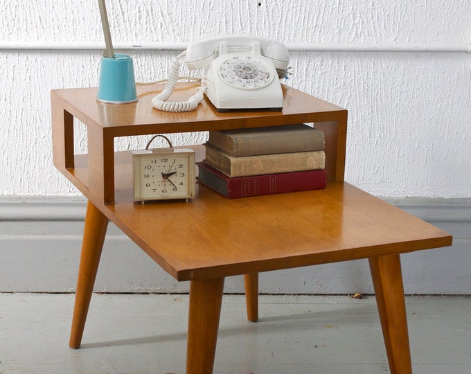 Mid Century Modern Conant Ball Step End / Side Table by Rusell Wright ...