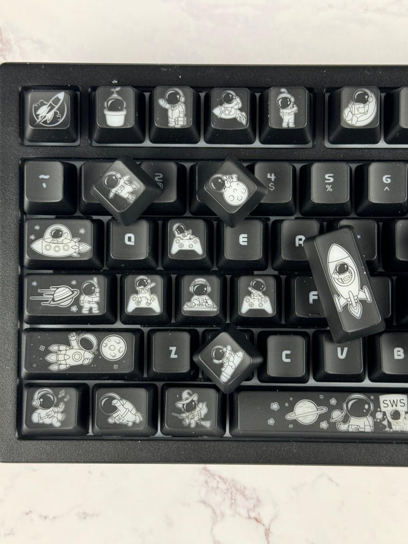 Astronaut Backlit Theme Keycap Set, Black Keycap Set for Mechanical ...