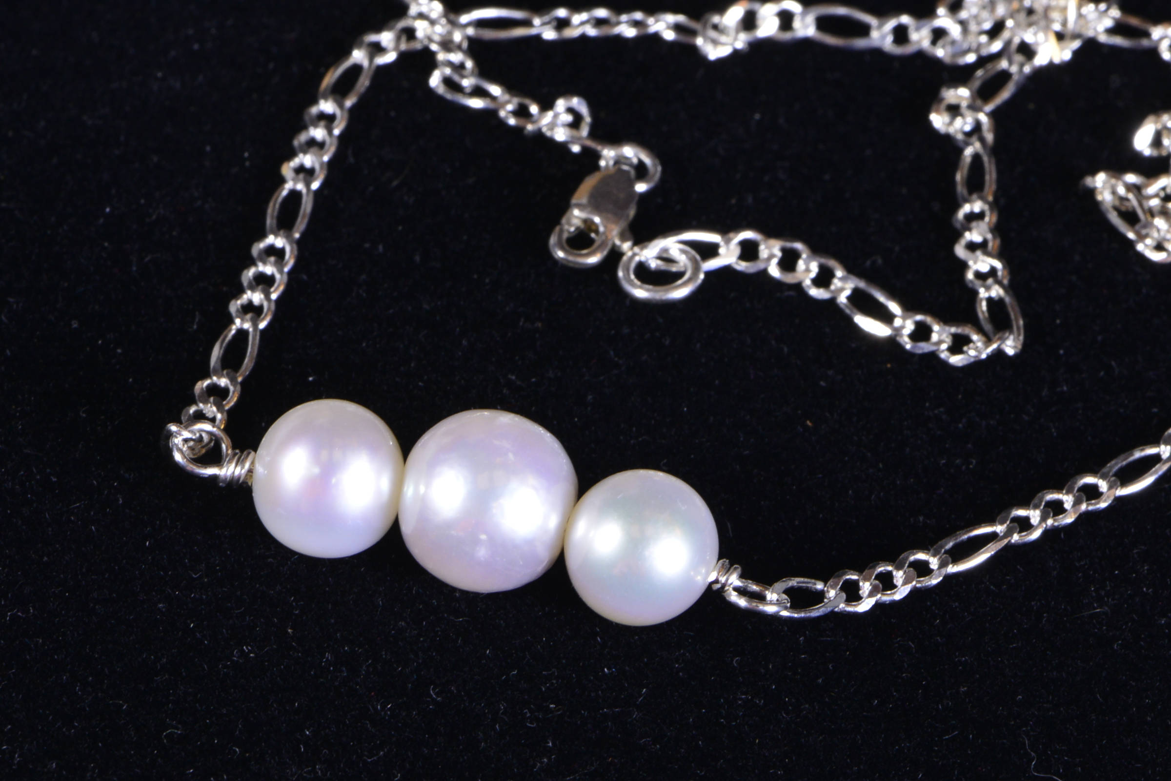 Freshwater Pearl Necklace Birthstone Necklace Three Pearl Etsy