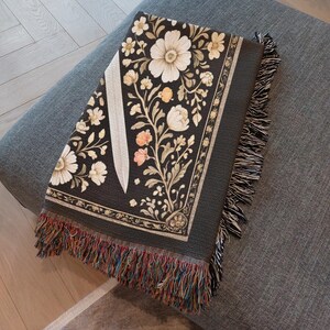 Medieval Tapestry Woven Sword Blanket, Large Wall Tapestry Hanging ...