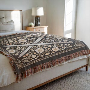 Medieval Tapestry Woven Sword Blanket, Large Wall Tapestry Hanging ...