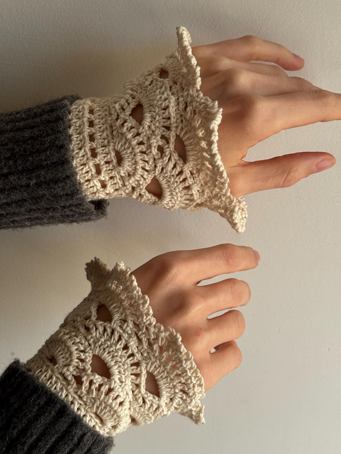 Crochet Lace Cuff Pattern | Buttoned Wrist Cuff | Adjustable Fit ...