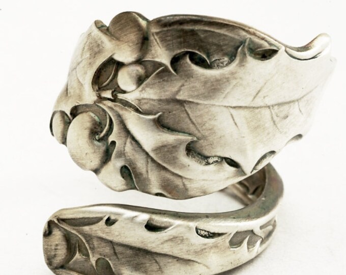 Spoon Ring Christmas Vintage Holly Leaves in Sterling Silver ...