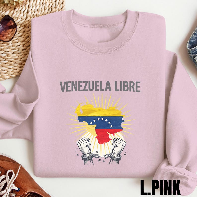 Venezuela Libre Map Flag T-shirt — Broken Chains Freedom Shirt, Unisex ...