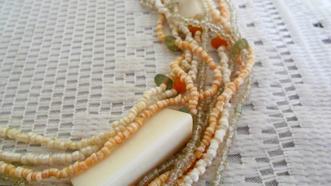 Vintage Chunky Angular Cream Bead and Seed Bead Adjustable Statement ...