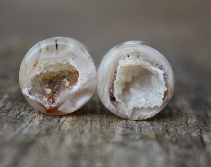 5/8 Geode Plugs - Etsy