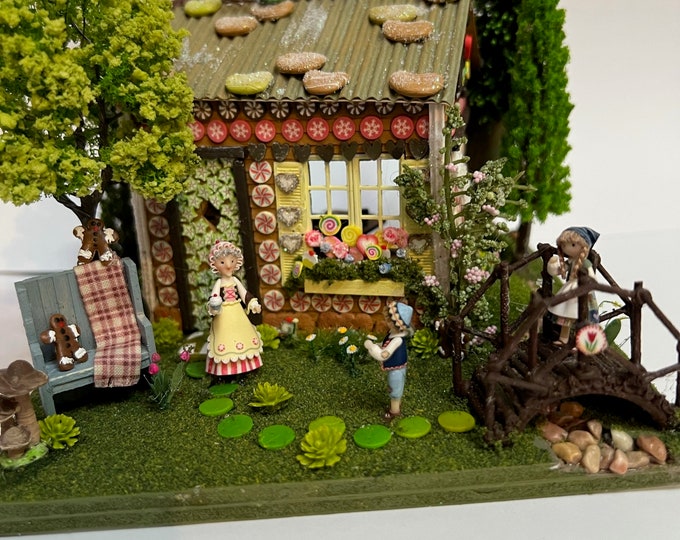 1/4 Hansel & Gretel With Julie Steven Figures in 6 Plexi Cube - Etsy