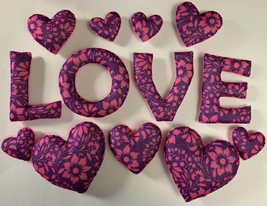 Felt LOVE Magnets Wall Decor With Hearts - 13 Pieces Pink & Purple ...