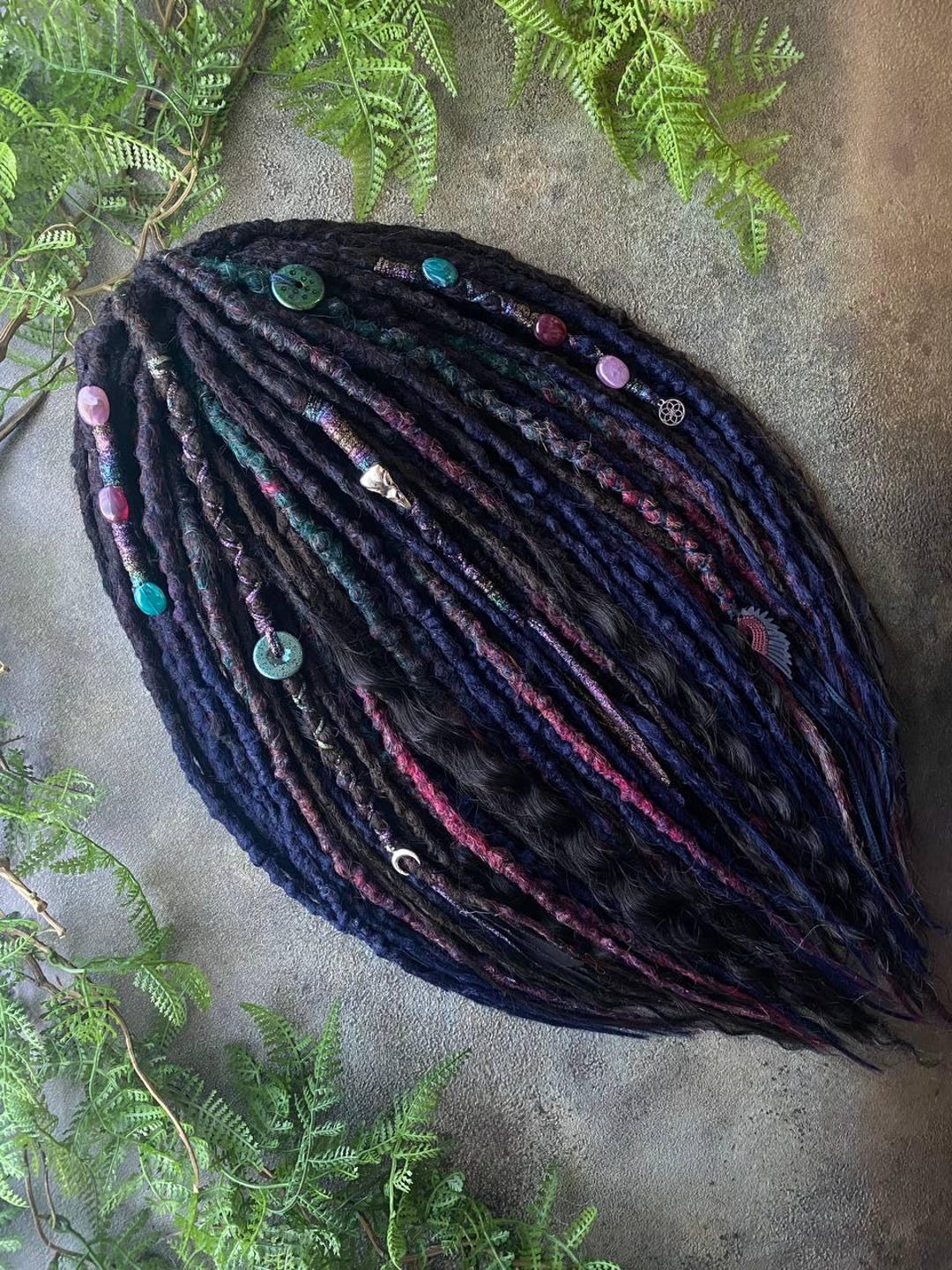Gothic Synthetic Dreadlocks With Curls: Black, Burgundy, Green - 22 ...