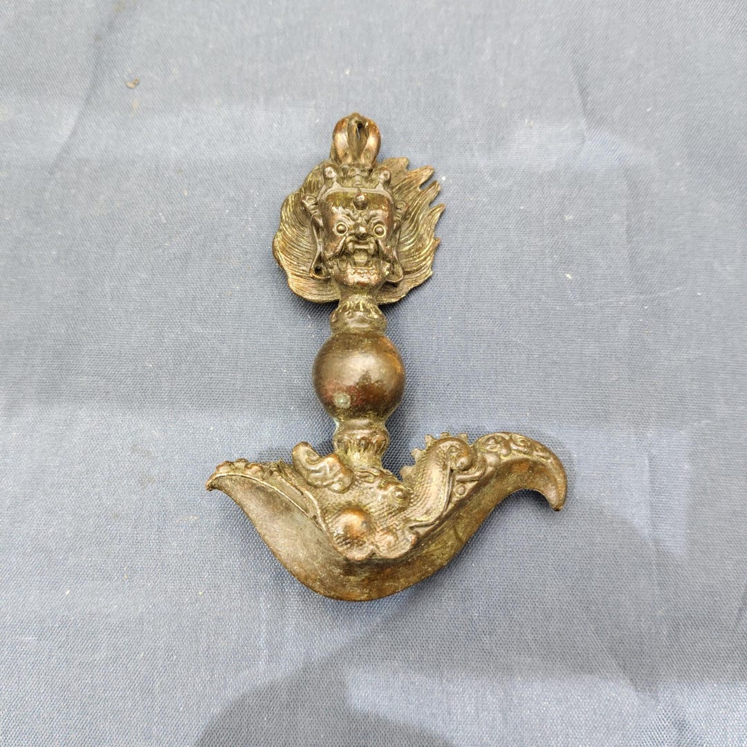 Chinese Bronze Guardian Axe Tea Pet | "good Fortune" Feng Shui Symbol ...