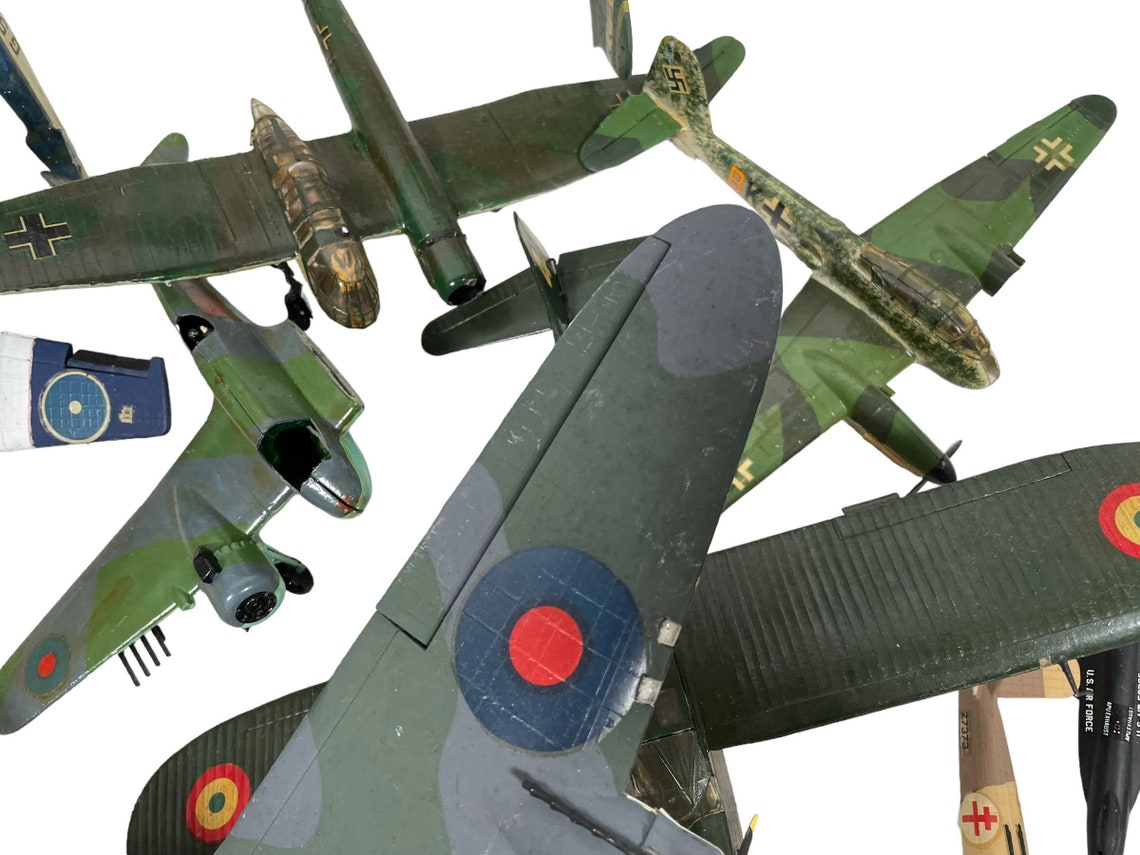 Vintage Model Aeroplane Built Kits Kit Figurine Plastic Collection Job ...