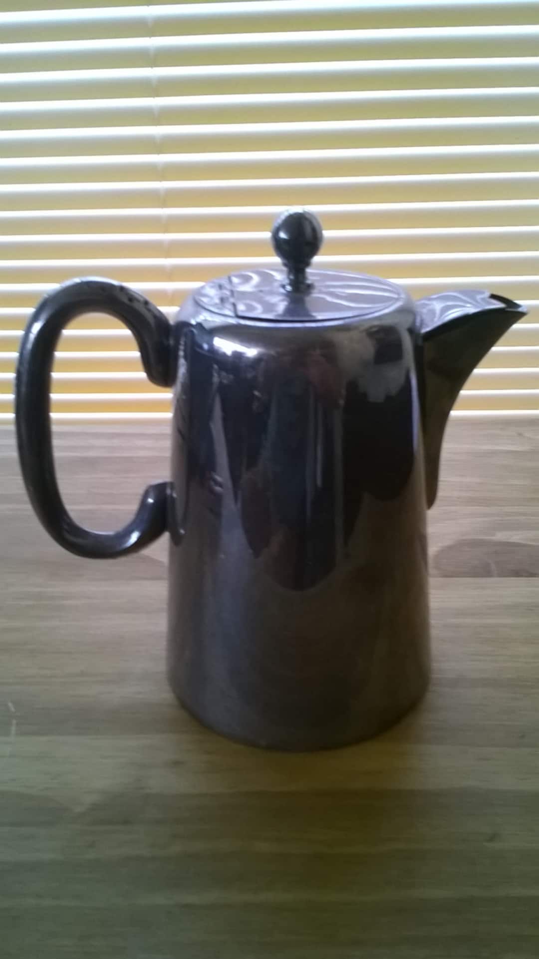 Vintage English Viners of Sheffield Heavy EPNS A1 Silver Plate Teapot ...