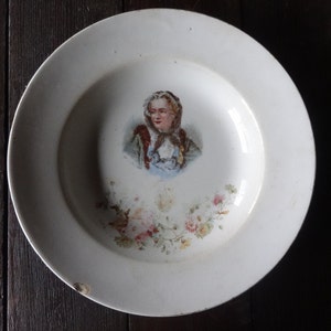 Vintage French White Ceramic French Court Persons Louis XIV Plate Dish ...