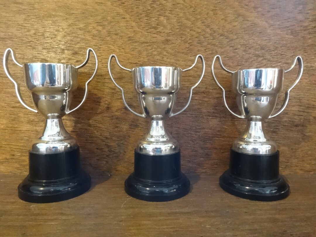 Vintage English EPNS Silver Plated Metal Trophy Cup Un-engraved Award ...