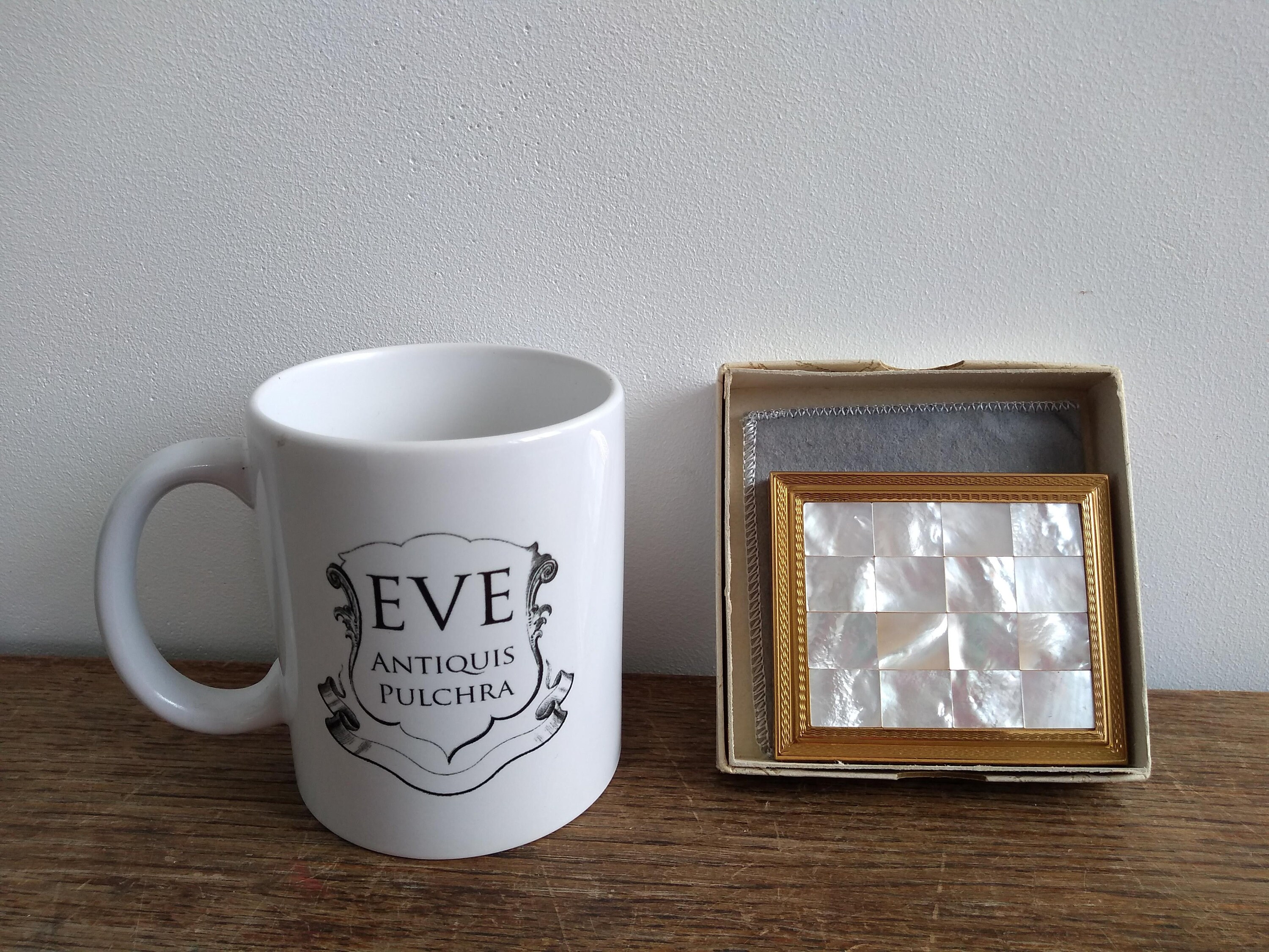 Vintage French Compact Gold Metal Powder Puff Case Decorated | Etsy