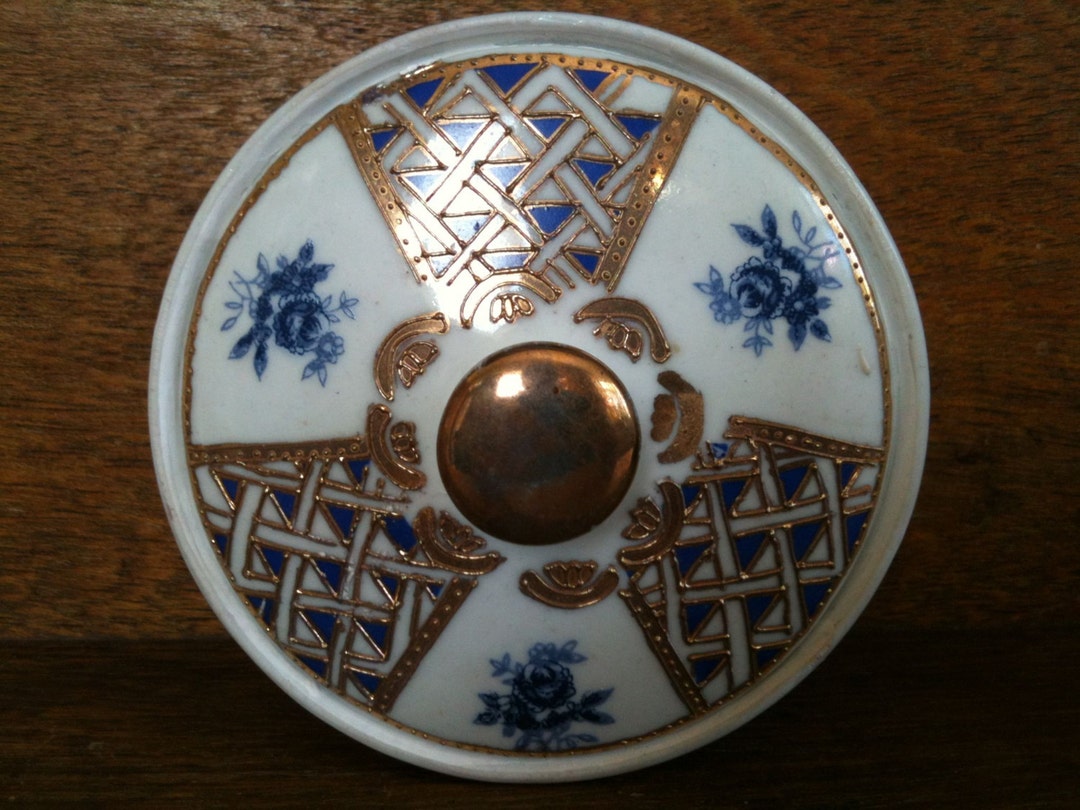 Antique Ceramic Lidded Storage Pot Blue White Gold Sugar Trinket ...