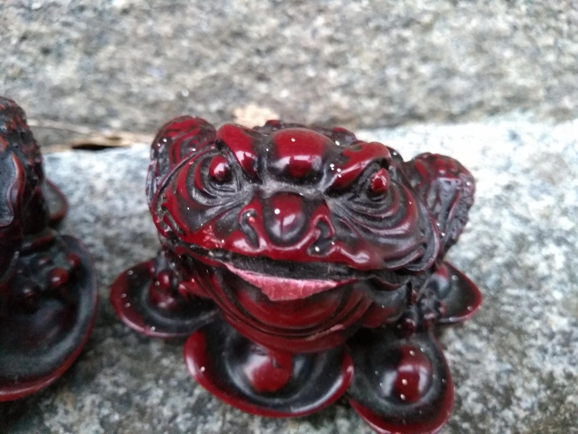 Vintage Chinese Resin Red Black Frogs Pair Decorative Ornaments Gift ...