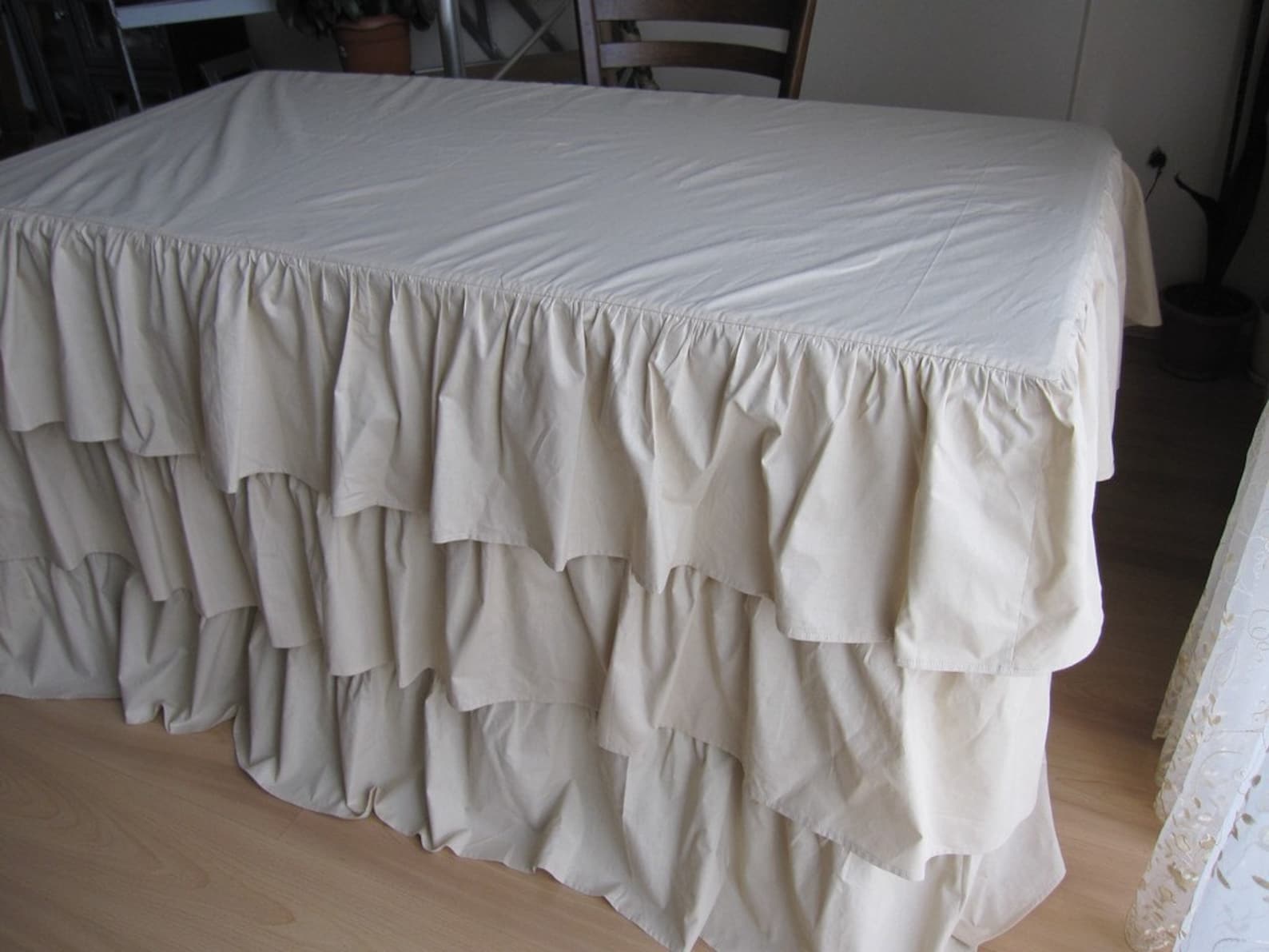 Fitted Tablecloth -table Skirt Drop Ruffle, Waterfall 3 Tiers Row ...