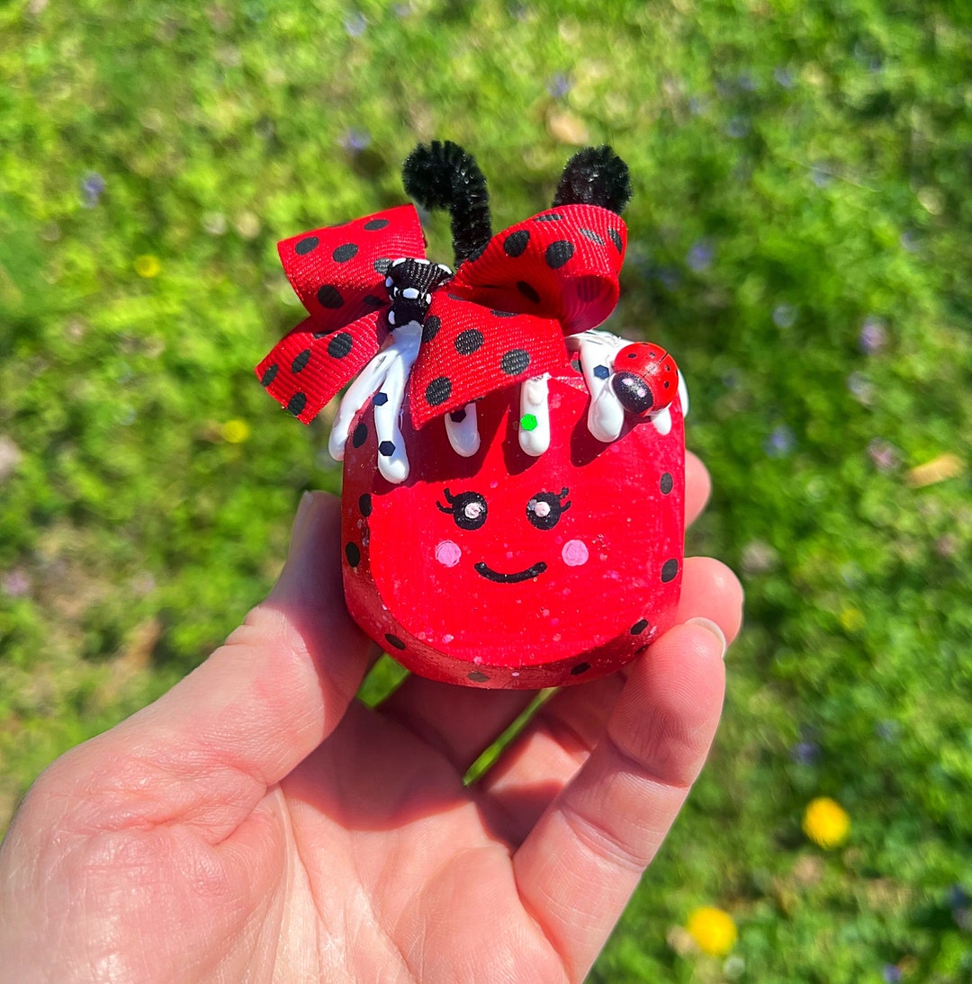 Ladybug Wood Marshmallow Buddy Tier Tray Decor - Etsy