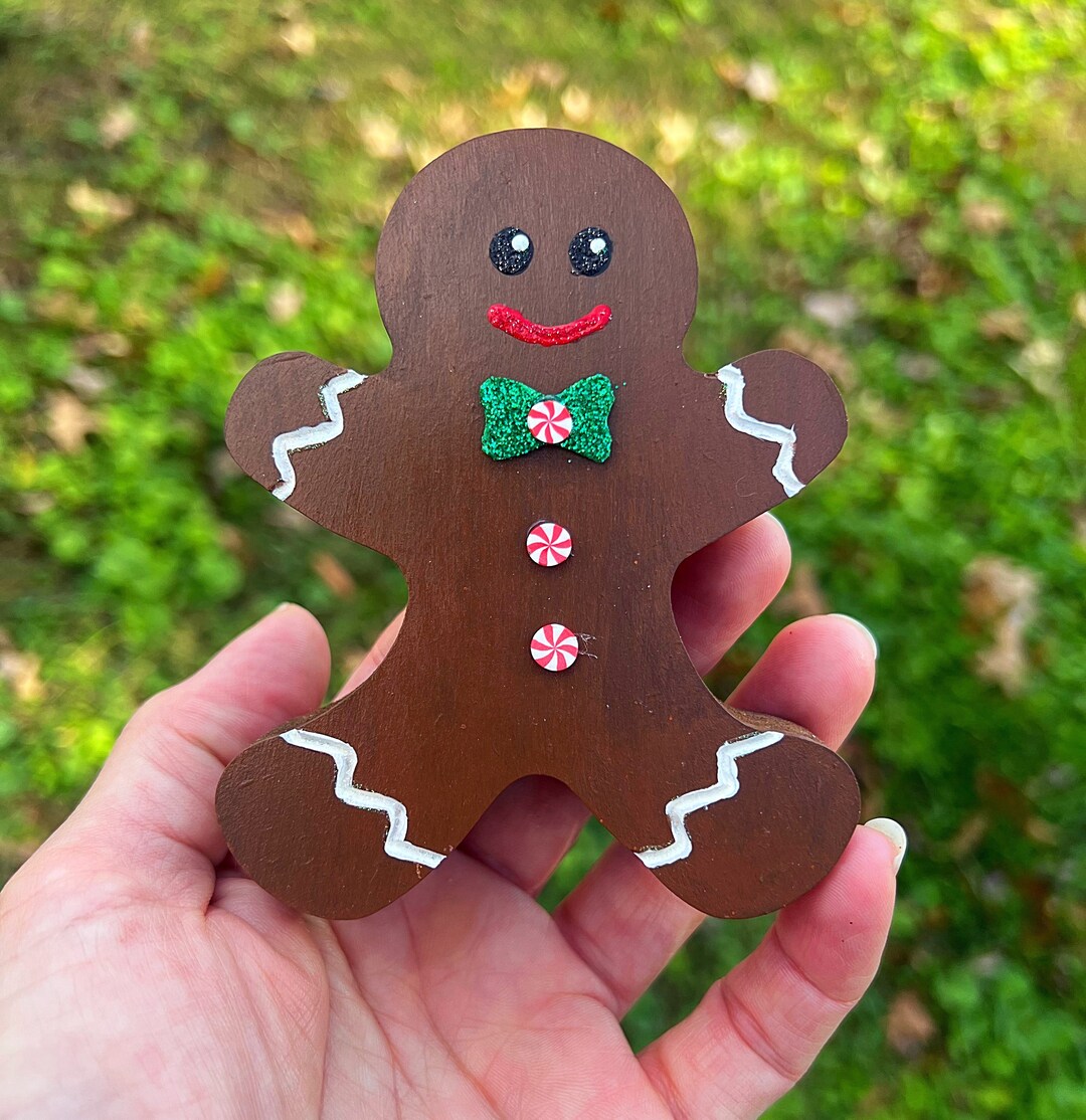 Mini Wood Gingerbread Man Cutout Tier Tray Decor - Etsy