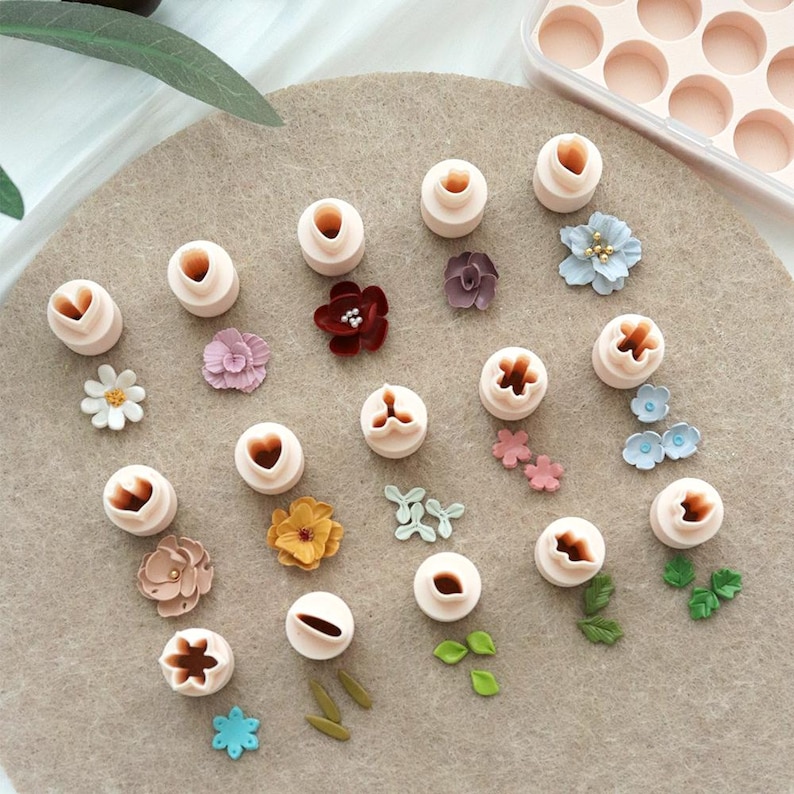 Mini Flower Clay Cutter Set: 15-piece Floral Polymer Clay Mold - Etsy