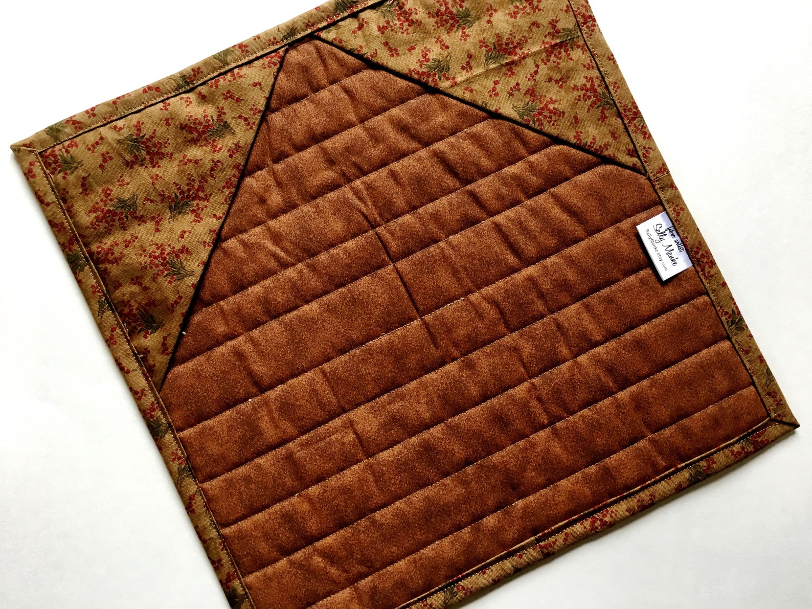 Quilted Wall Hanging, Doggy Table Topper, Canine Fiber Art, Puppy Table ...