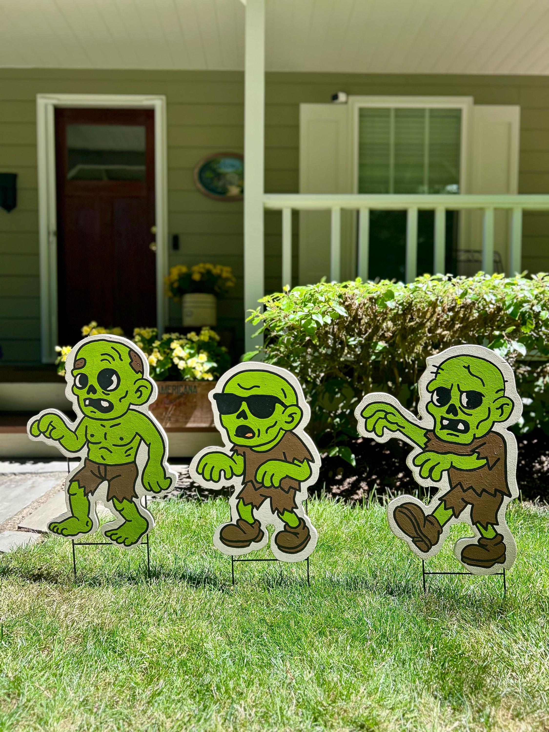 Retro Zombie Halloween Yard Stakes - Mid Century Undead Lawn Decor ...