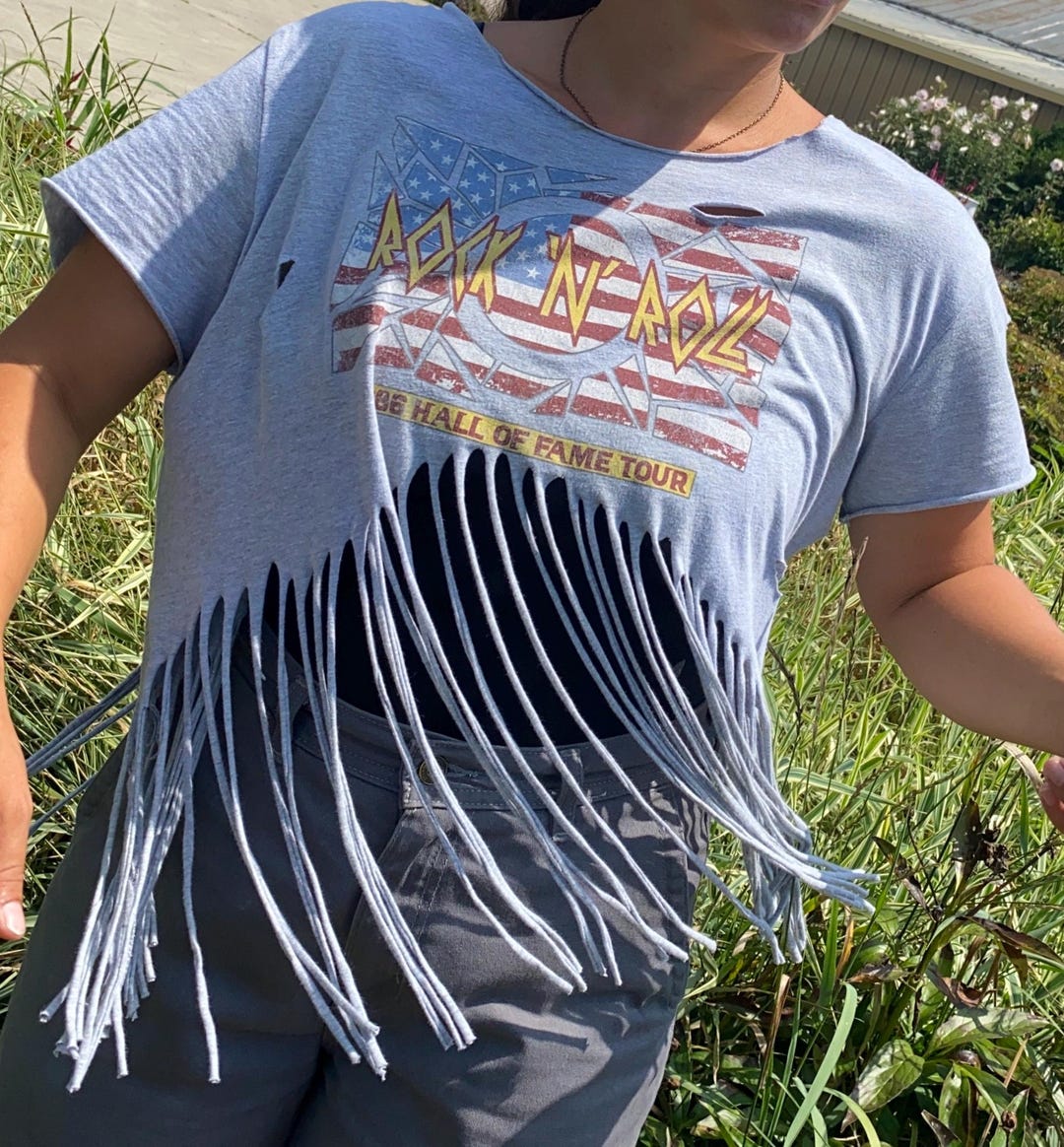 Rock ‘N’ Roll Hall of Fame Distressed Fringe Lucky Festival Tee L - Etsy
