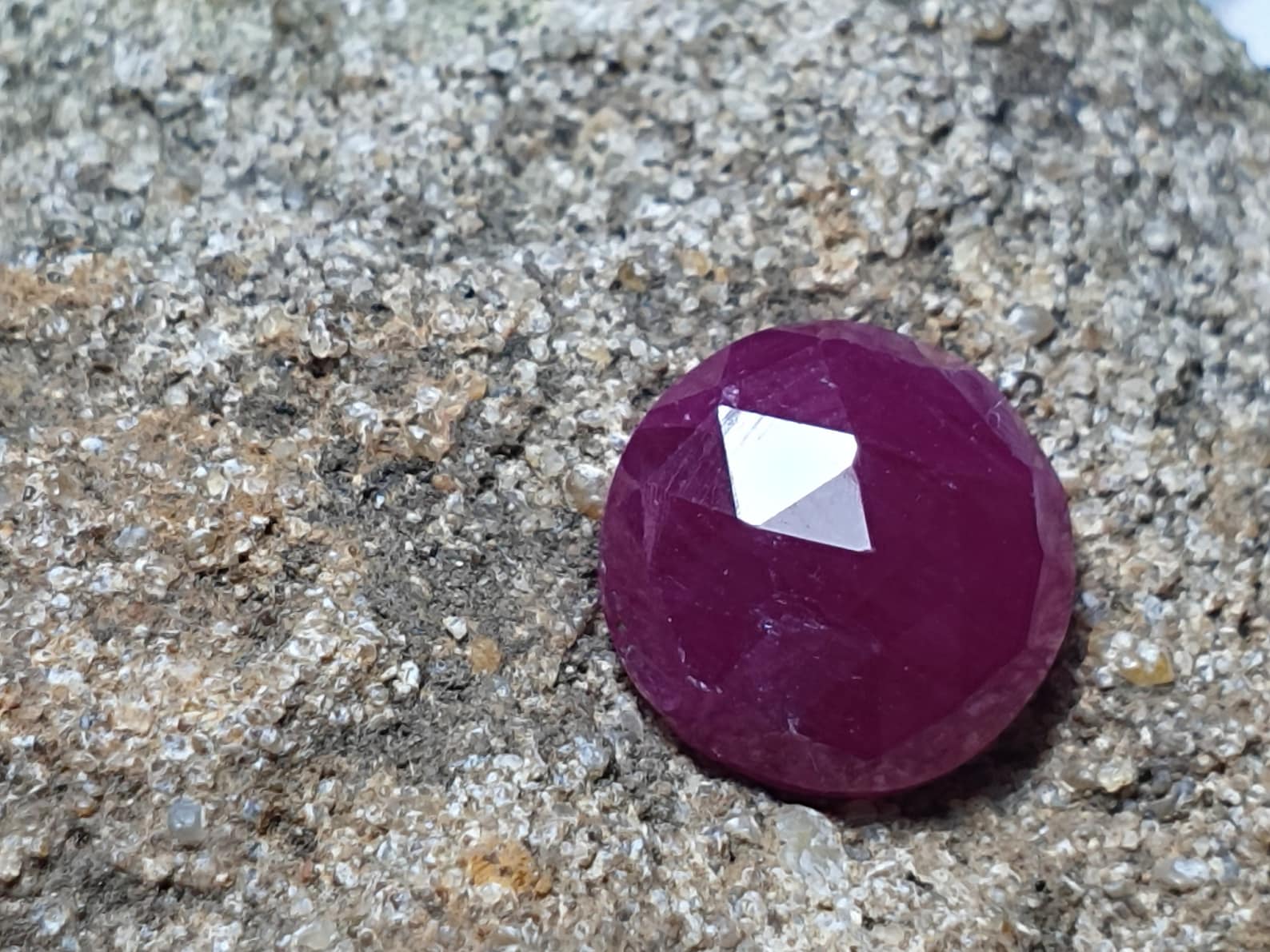 8mm Ruby Rose Cut 8 by 3.4mm Heat Only Mozambique 2.35ct - Etsy