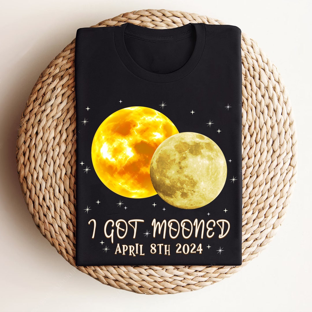 I Got Mooned Shirt, Total Solar Eclipse Sweatshirt, Vintage April 8 ...