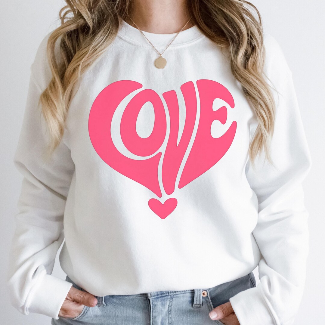 Retro Love Heart PNG, Groovy Valentine Clipart, Bold Pink LOVE Word Art ...