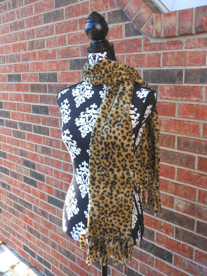 Zipper Pocket Fleece Scarf in Red With Matching Fleece Scarf - Etsy