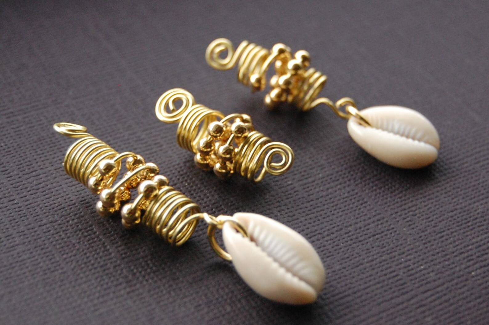 Dreadlocks Jewelry Set With Cowrie Shells - Etsy