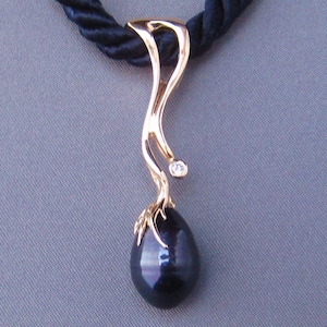 12~13 mm タヒチ黒真珠ペンダント(14K ゴールド、925 12~13 mm タヒチ黒真珠ペンダント(14K ゴールド、925