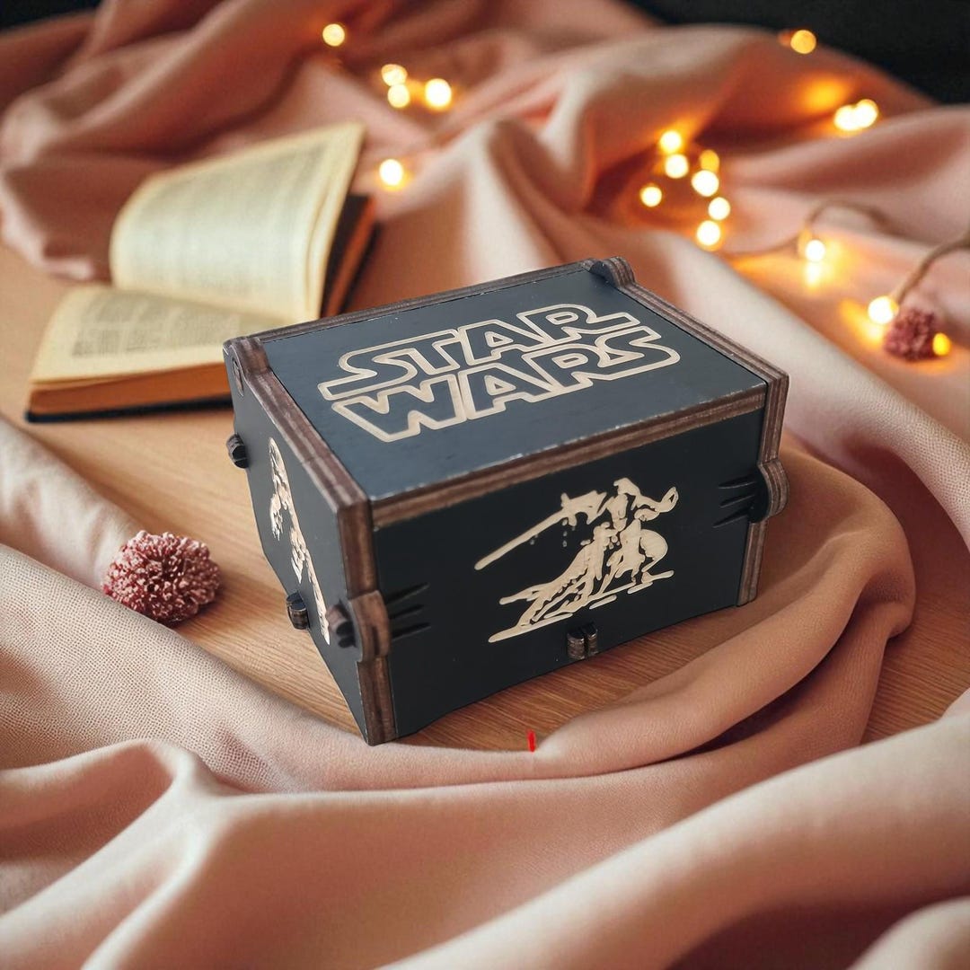 Star Wars Handcrank Music Box – May the Force Be With You Song – Sci-fi ...