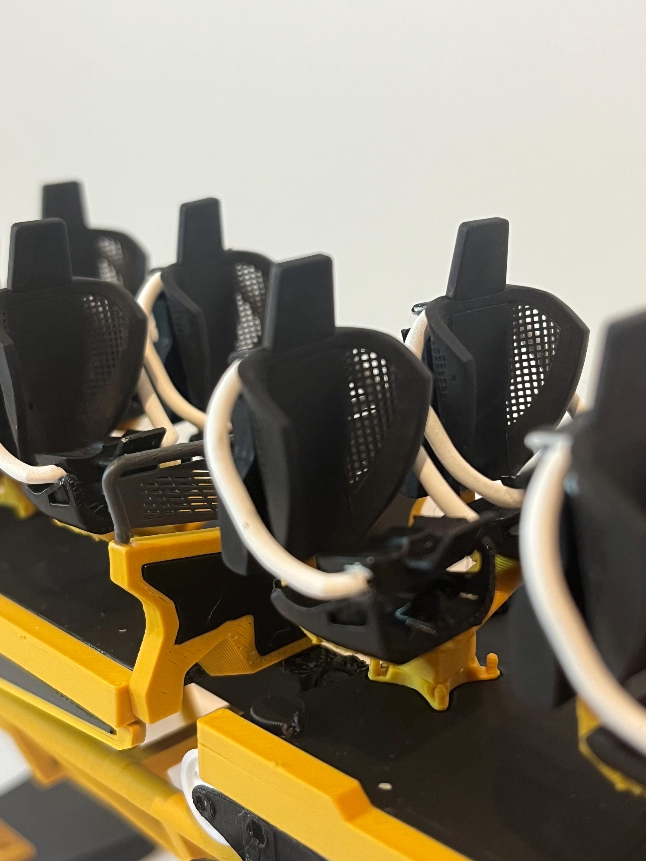 HYPERIA (thorpe Park) - 1:25 Scale Roller Coaster Model COMPLETE TRAIN ...